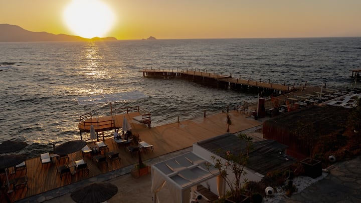 Spacious 2+1 Suite W/ Terrace - Yalıkavak