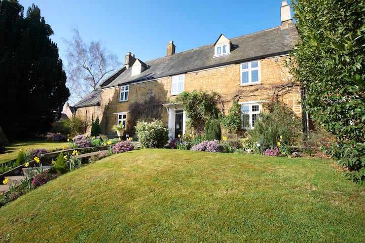 *New*celebrations, Conferences Slps 23.all Ensuite - Cotswolds