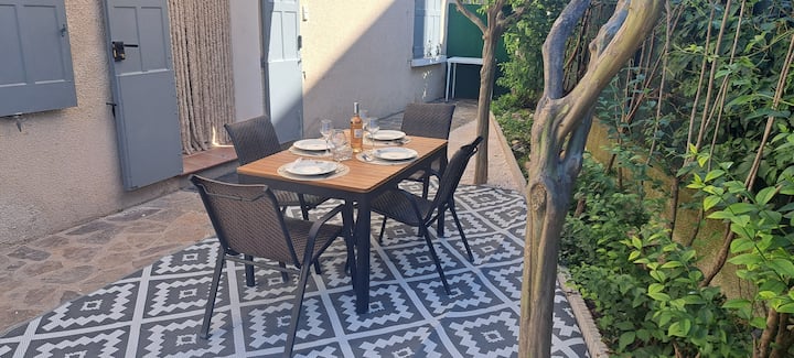 45m² Proche Gare Jardin Parking Privé Plages à 5mn - Hyères