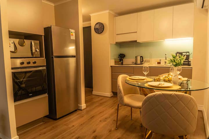 Full Electric Condo Santiago Cerro Santa Lucía - Santiago