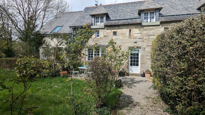 Gîte Dans Longère Au Coeur De La Bretagne - Pontivy