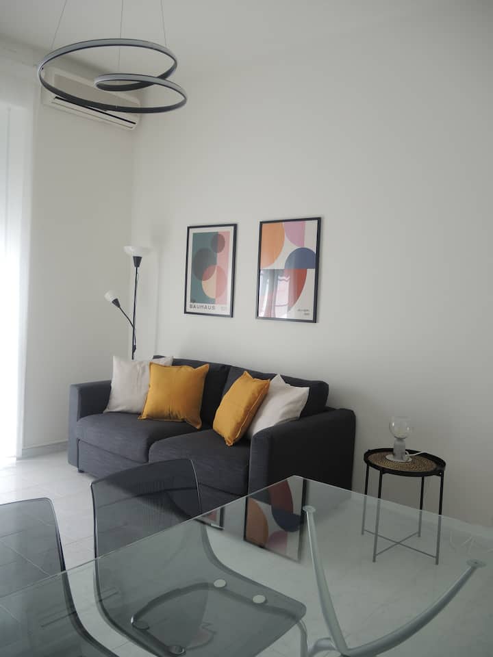 Como Vibe House - Modern Apt 5 Min Walk To Center - Como