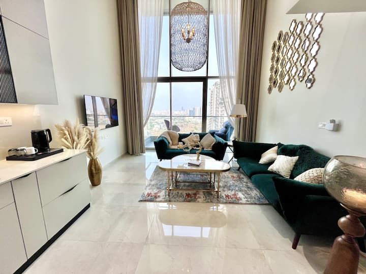Luxe Eleve Duplex 14th Patio 4 - Manesar