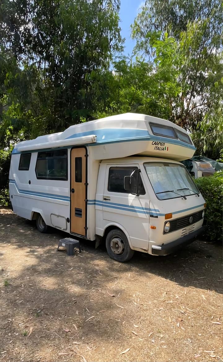 Camper Volkswagen In Piazzola Con Servizi Elba - Elba