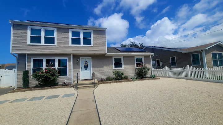 Luxury Bayside House Near Cape May With Hot Tub - Cape May, NJ