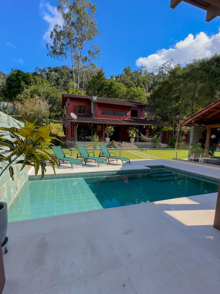 Sítio Alto Padrão Com Piscina Aquecida E Lareira - Domingos Martins