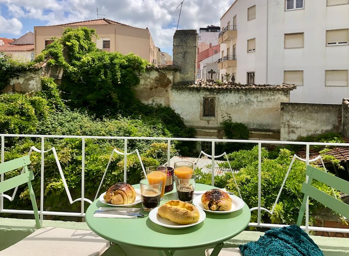 Design No Centro Histórico | 30 Min Lisboa - Torres Vedras