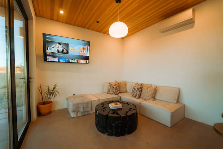 Sunny Sands | Spa | 5 Acres | Fire Pits | Views - Joshua Tree National Park