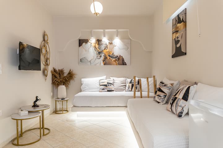 Golden Dream Luxury Suite - Naxos