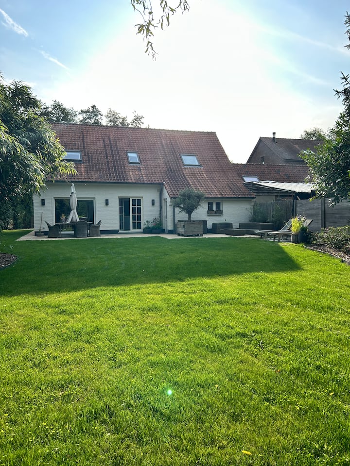 Maison De L'histoire - Fleur De Pivoine - Gand