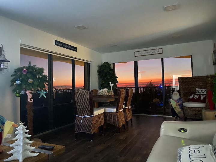 Ocean Escape - Jensen Beach, FL