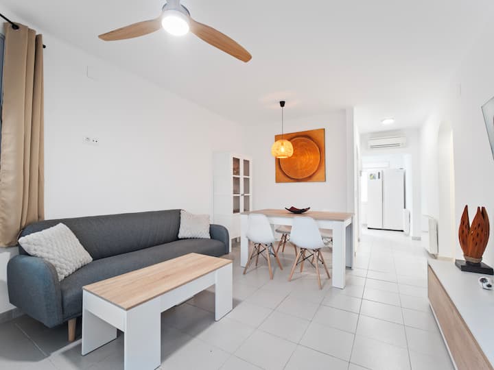 Villa Encanto Con Piscina - Empuriabrava