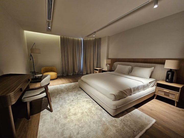 Luxury 1-bedroom Suite | Designed For Couples - Manama