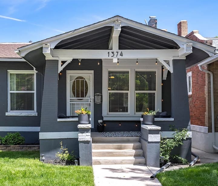 Bright Bungalow 3 Blocks To City Park - Denver, CO