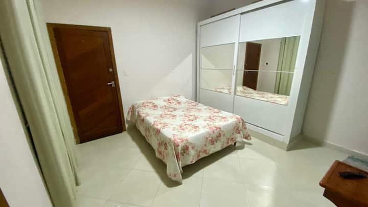 Apto 2 Quartos, 3 Camas - Vila Velha