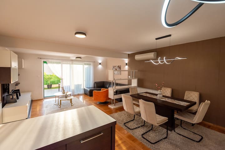 Apartment Nina - Šibenik