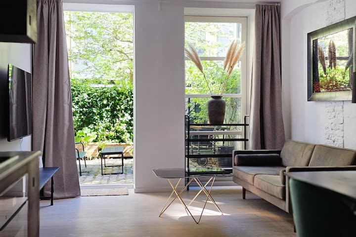 Chic & Cute · Private Garden In City Centre - 코펜하겐