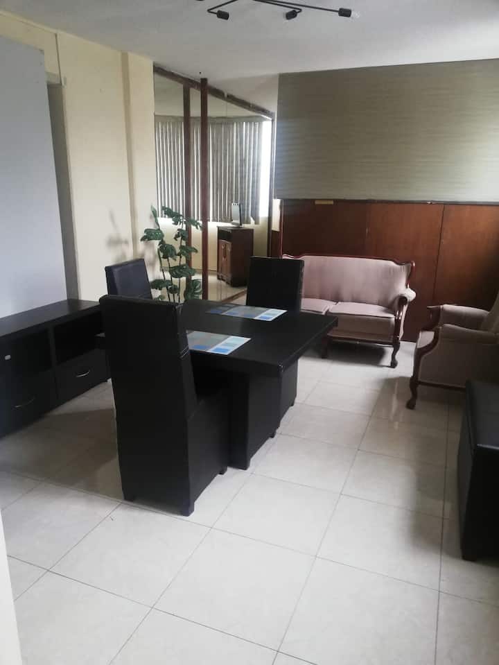 Depa. 1 Rec Y Hall En Jardines Del Moral 3er Piso - León