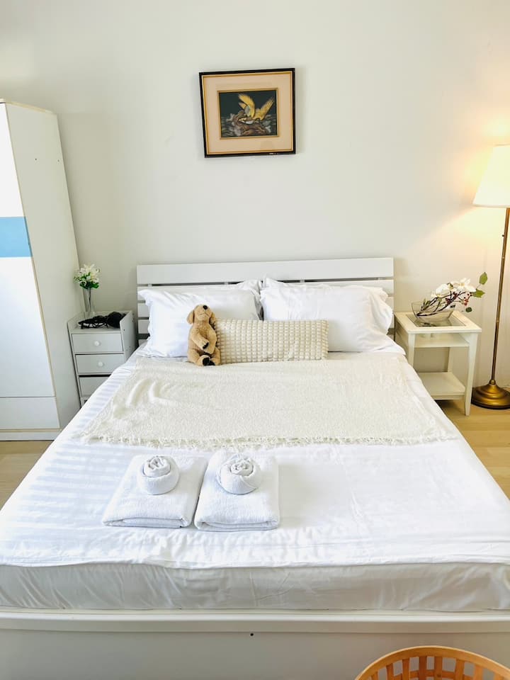 Private Room Shared Bathroom 301 - Bangkok