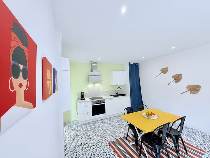 L'atelier Du Gabier 600m De La Cure Thermal - Rochefort, France