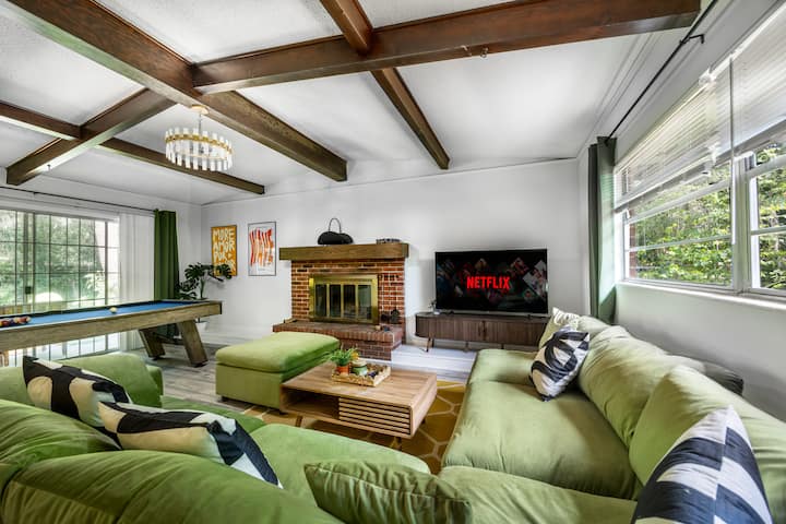 4bd Eclectic Home W/ Bbq & Mini Golf | Near Uf - Gainesville, FL