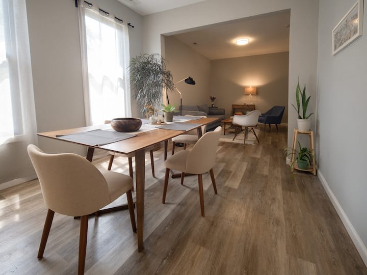 Peaceful 2br Flat In Logan Square - East Village - Chicago