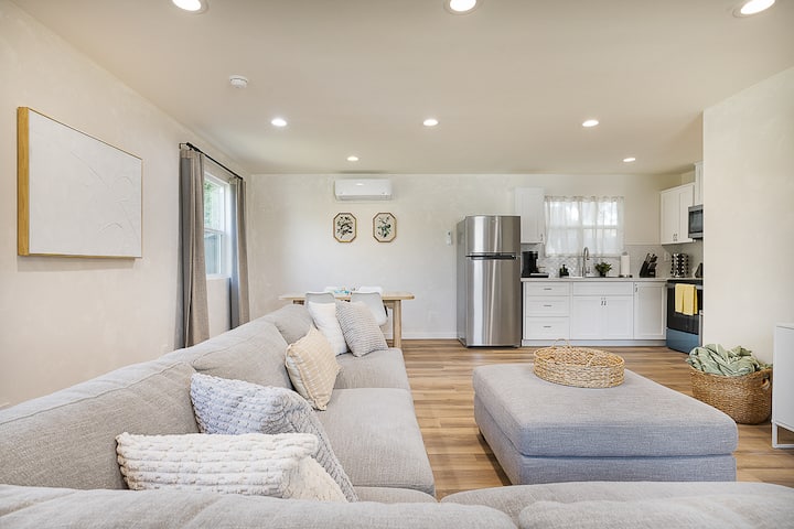 Cozy Lux Apt Near Dtwn Riverside - リバーサイド, CA