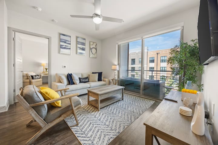 2 Br Heart Of Frisco Gem - Frisco, TX