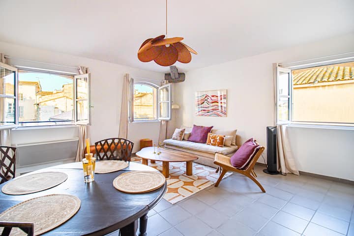 Appartement Rénové Dans Le Centre Historique - Arles