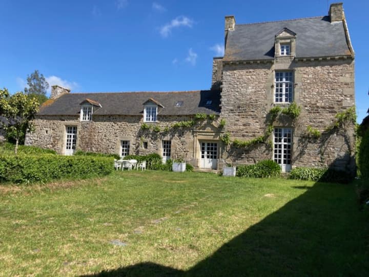 Manoir à 15 Mn Des Plages - Erquy