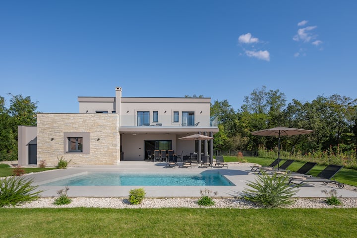 Villa Kalea  With Pool, And Jacuzzi - Labin