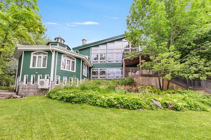 Muskoka Moose Lodge, Lake Muskoka - Gravenhurst