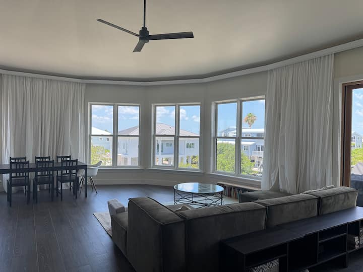 Newly Constructed | Elevator | Luxe King Suites - Big Pine Key, FL