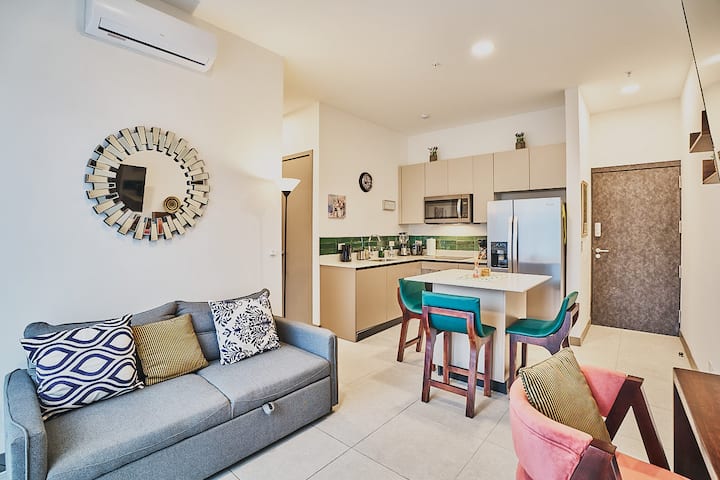 Urban Oasis In Sabana With/pool/concierge+parking - San José