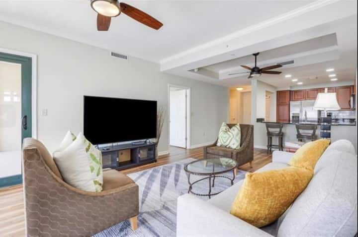 2br Gated Condo Near Capitol - Tallahassee, FL