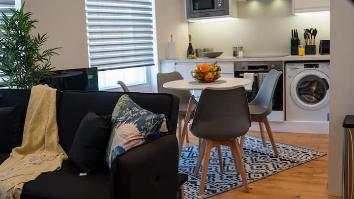 Queens Terrace Central Free Parking - Reading