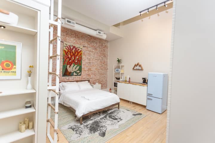 Prime Main & Liberty Studio Loft , 1bd, Wifi, Ac - Ann Arbor, MI