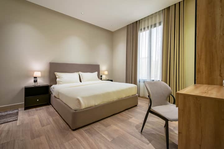 Hira's Dorra ) Luxurious 1-king Bd & Living Room ) - Jeddah King Abdulaziz Airport (JED)