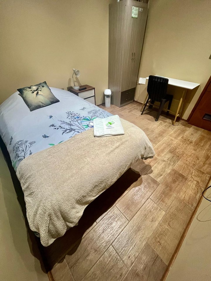 Habitación Individual Cómoda En Concepción. - Concepción