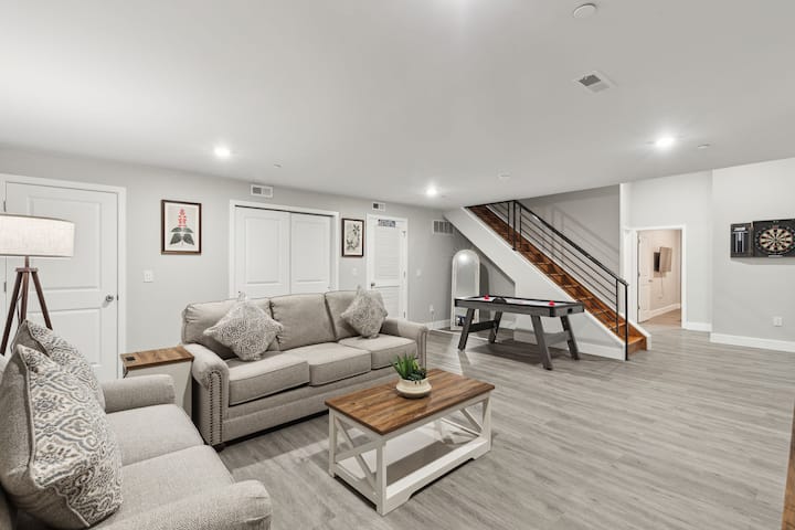 Sal | 2br/2.5ba Bi-level Apt Free Parking - 13 - Philadelphia, PA