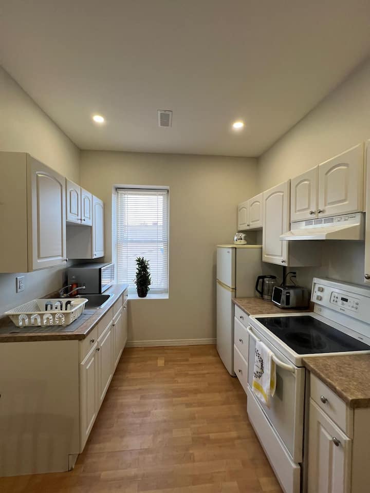 1 Bedroom Apartment In London, Unit 4 - London