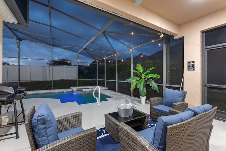 4br,heated Pool,jacuzzi & Dining Oasis Near Disney - Haines City, FL