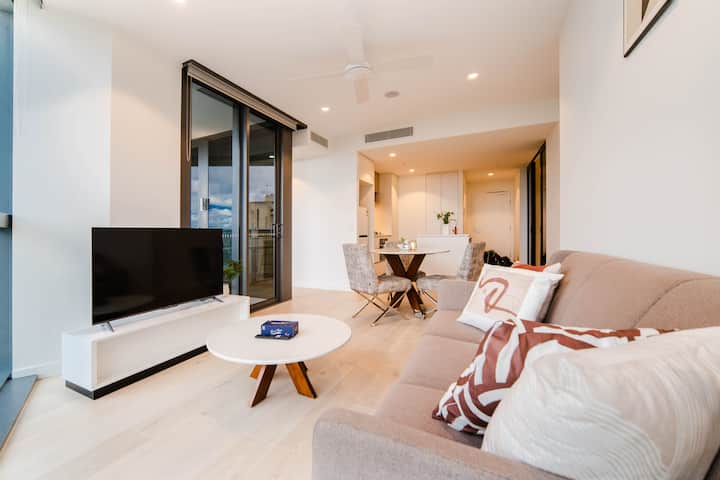 Stylish 2b1b In Qw| Brand-new & Step To Casino - Brisbane