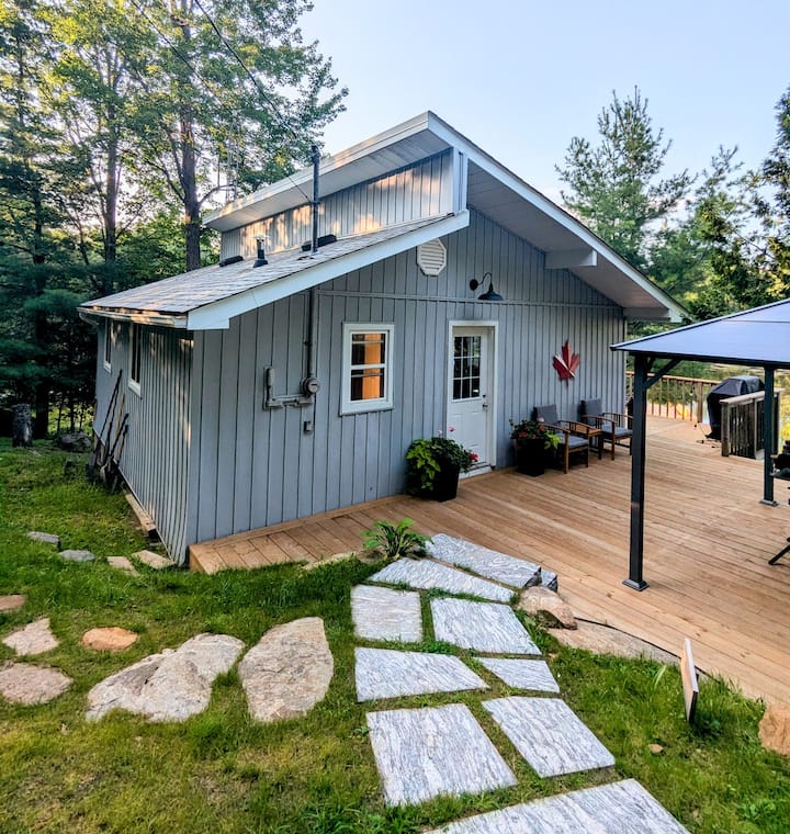 Heron's Landing Lakefront Cottage Muskoka - Gravenhurst
