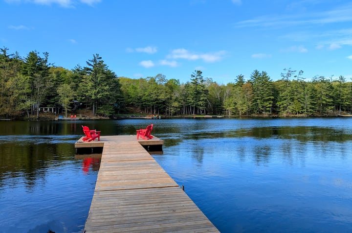 Heron's Landing Lakefront Cottage Muskoka - Gravenhurst