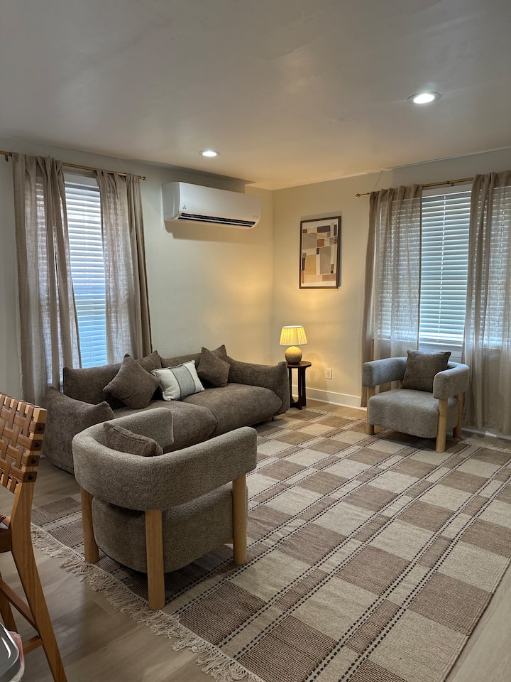 Casa Verde Luxe • Downtown Vibes & Style - Coronado, CA