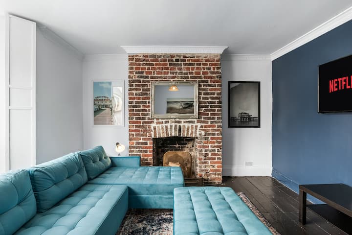 Spacious 3bed 2bath House | Roof Terrace -Sleeps 8 - Brighton