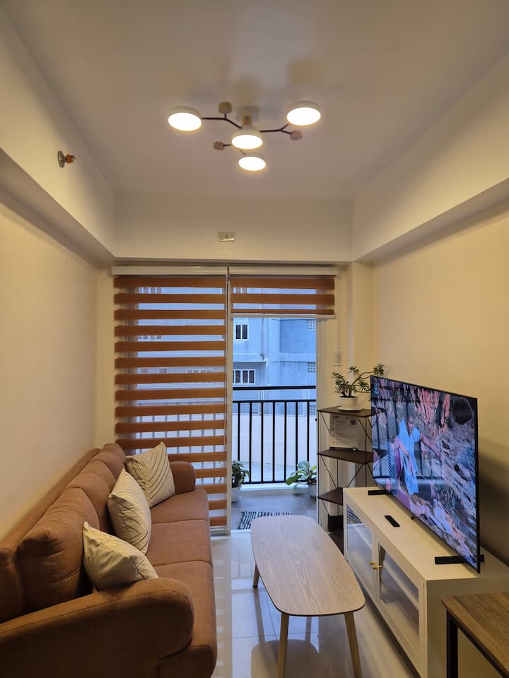 Warm Cozy And Modern 2br 3f Condo At Burnham Hill - Baguio