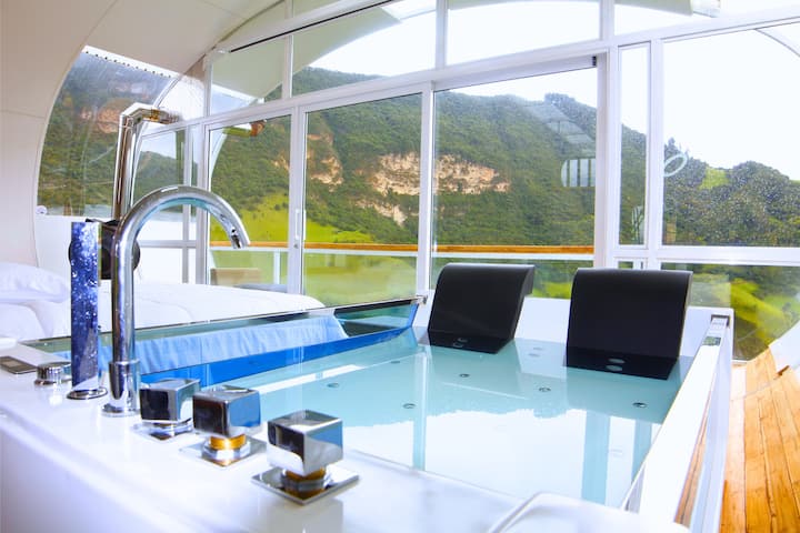 Glamping Romántico Con Jacuzzi Y Vistas - Colombia