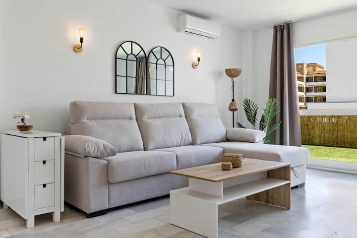 Ivi. Beach. Pool. Terrace With Jacuzzi. Erisa 1-29 - Benalmádena
